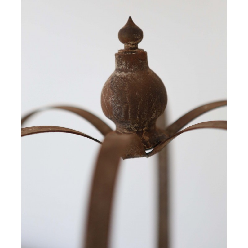 Couronne décorative en métal veilli par Van Deurs Danmark pour une déco ...
